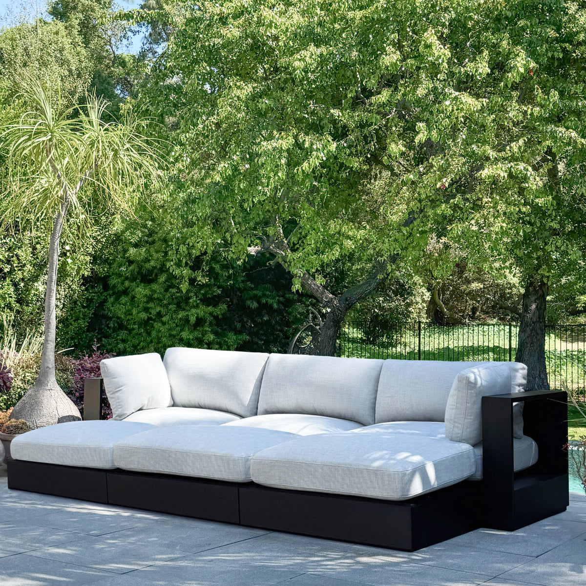 Outdoor Modular Daybeds & Pit Sofa Sectionals - 4 to 10 Seat | 7th Avenue